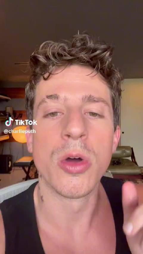 要为新专辑加歌了？|新专辑|Charlie Puth_新浪新闻