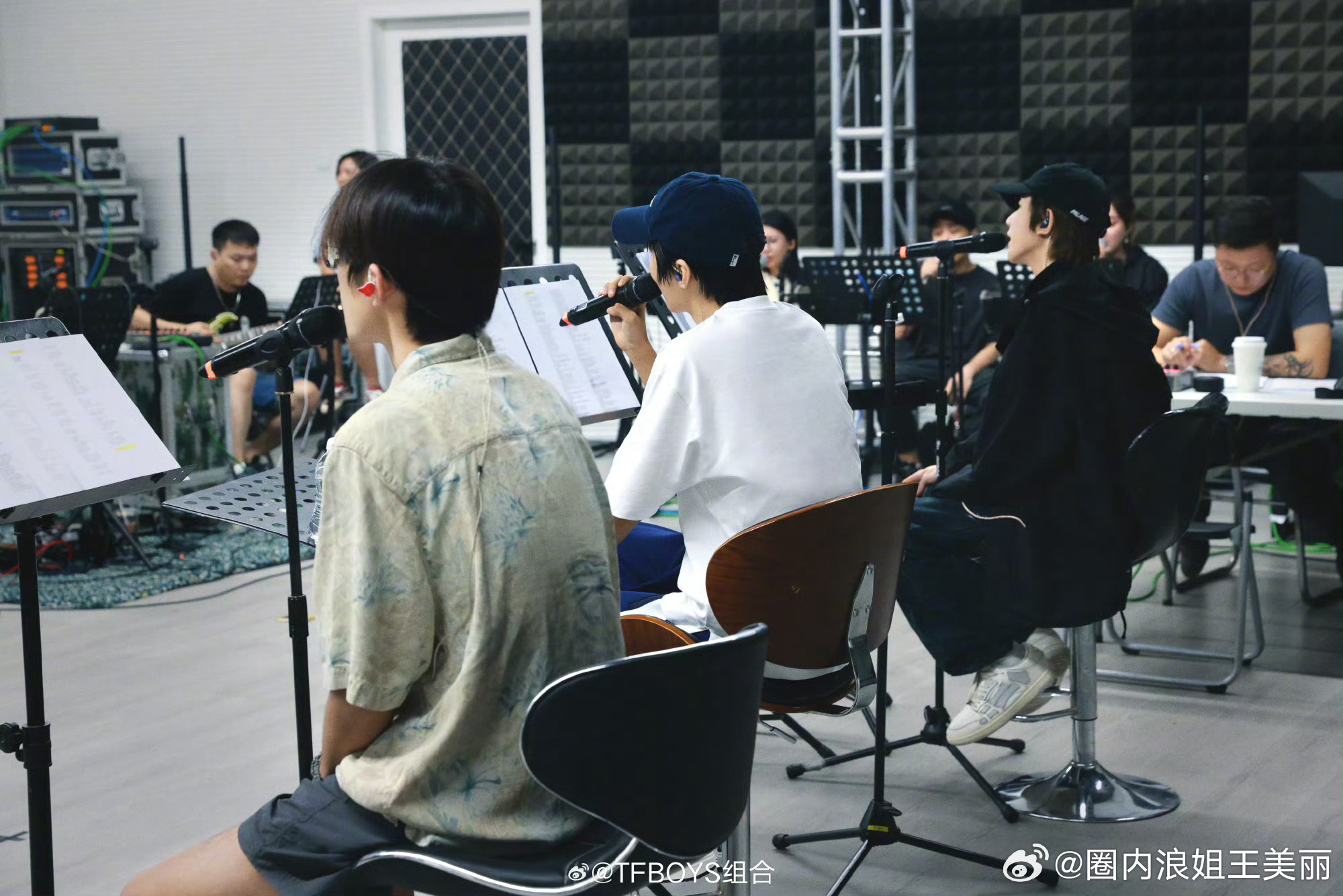 tfboys十周年演唱会的真实感终于来了……|tfboys|真实感|演唱会_新浪新闻