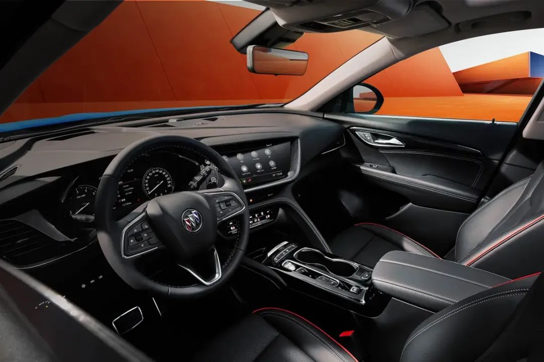 标配2.0T+9AT，优惠5.5万，合资中型SUV，跟国产杠上了！-新浪汽车