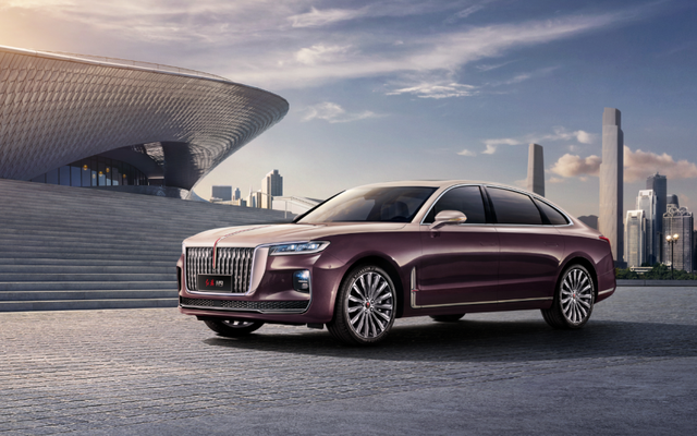 2023款红旗H9正式上市 升级可点亮旗标灯 30.98万起-新浪汽车