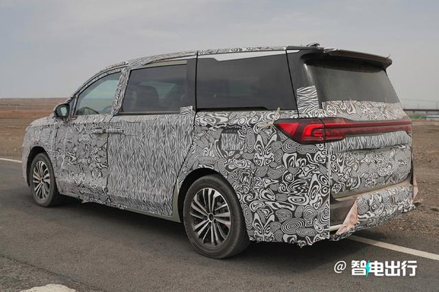 江淮华为MPV谍照曝光 “撞脸”腾势D9 或四季度上市-新浪汽车