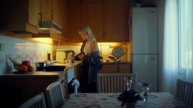 英国创作女声 Sody 全新抒情自醒新单曲「The……_新浪新闻