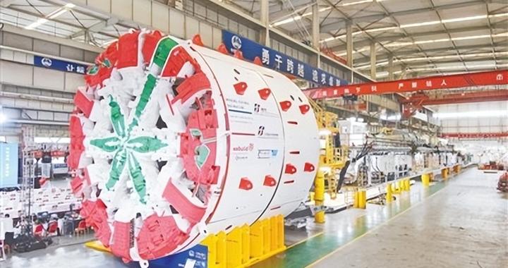 践行“三个转变” 为“中国智造”代言 中铁装备：“郑州造”盾构机走向世界|中国|郑州市_新浪新闻