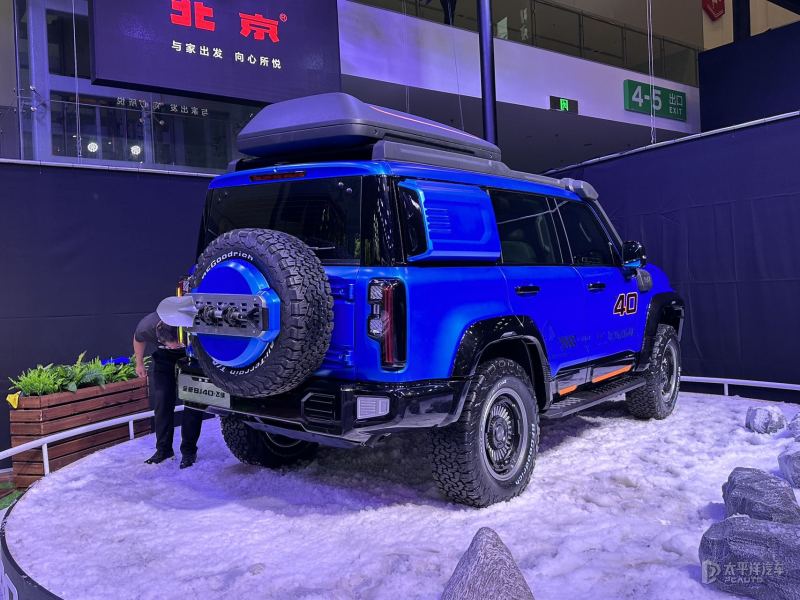 2023成都车展：全新BJ40/BJ40·飞侠正式亮相-新浪汽车