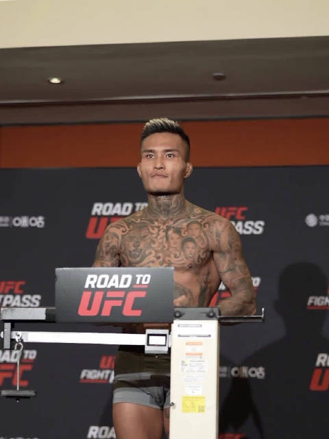 UFC精英之路｜第二季|UFC|半决赛_新浪新闻