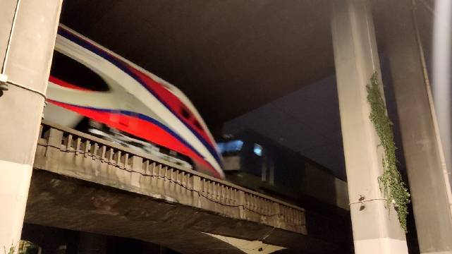 终于见到了！澜沧号FXD3-J7004_新浪新闻