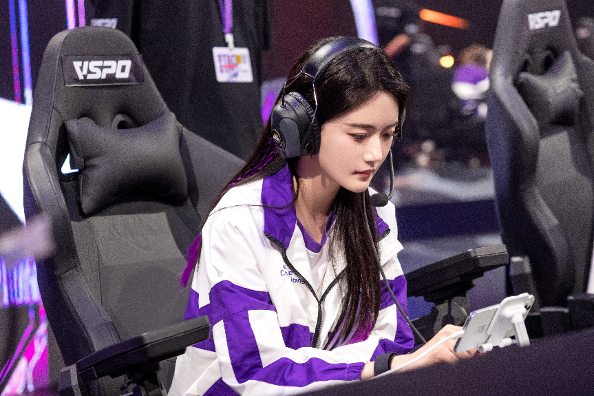 《战至巅峰2》高燃收官 赵昕决战巅峰wind战队夺冠|电竞|战至巅峰2|队友_新浪新闻