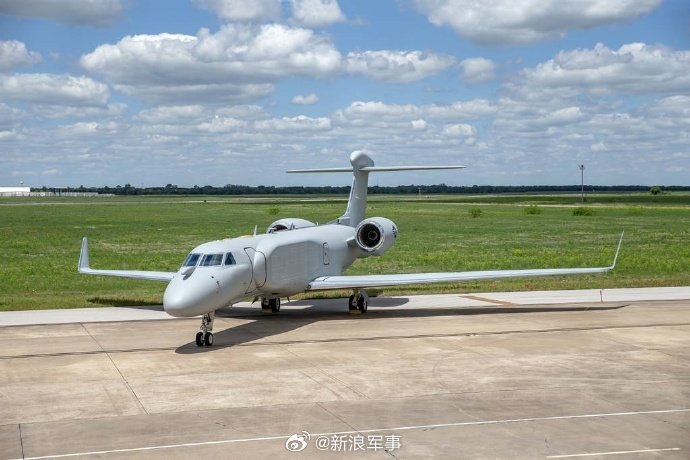 美空军接收首架新型电子战飞机 将取代EC-130|美空军|电子战飞机|美国空军_新浪新闻