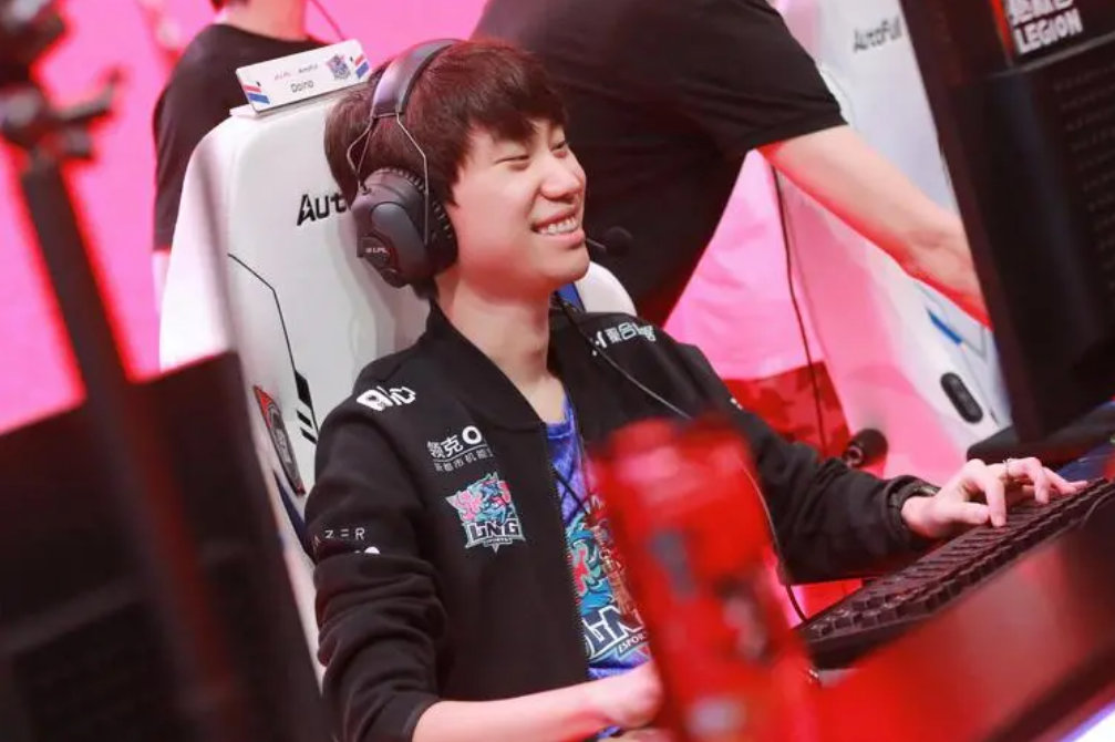 讨论一下inb的下赛季，听听大家看法 如果以fofo为参照物……|FOFO_新浪新闻