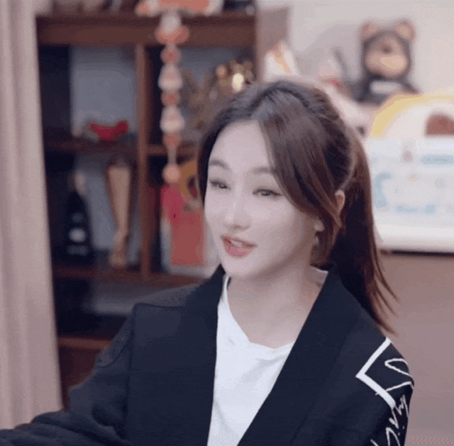 S13主题曲震撼来袭！MV全解析，只有老玩家才懂！|Deft|Faker_新浪新闻