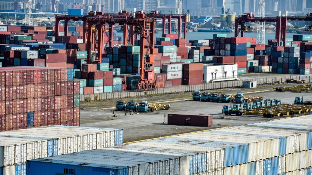 海關總署：十年來中國與共建“一帶一路”國家貿易規模年均增速達7% - 新浪香港