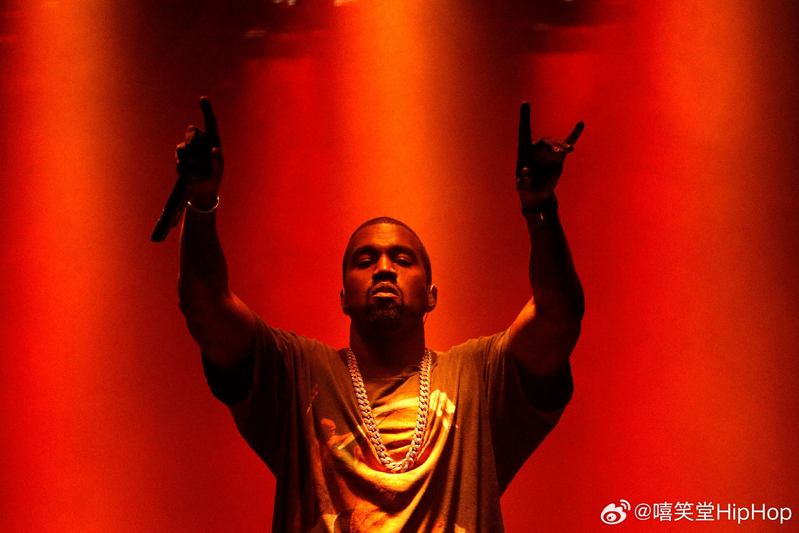 侃爷Kanye West的律师表示，YE已经退出2024年美国总统选举！|侃爷|Kanye West_新浪新闻