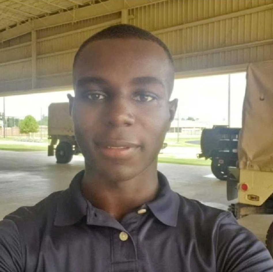 他要按“逃兵”论处|特拉维斯|朝鲜|美国_新浪新闻