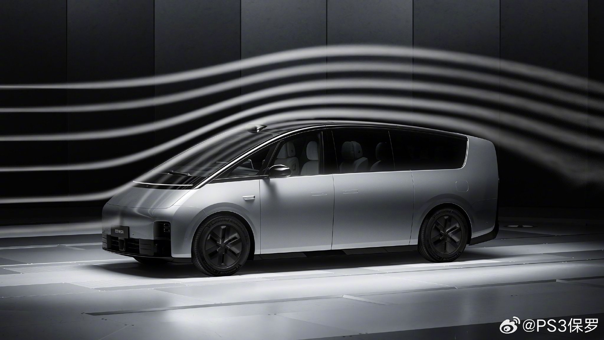 理想MEGA印象比较深刻的点： 革新设计……-新浪汽车