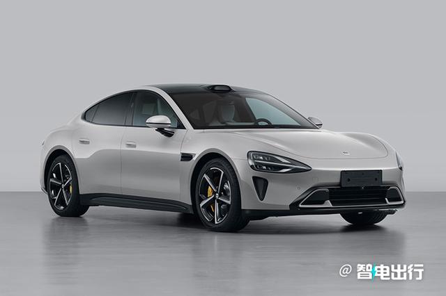 小米汽车SU7实拍曝光！车尾酷似阿斯顿·马丁DB11，明年上市-新浪汽车