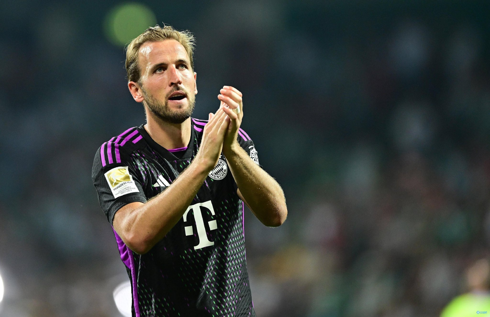 实至名归！拜仁官方：凯恩当选10月最佳球员，5场5球3助攻|哈里·凯恩|拜仁_新浪新闻