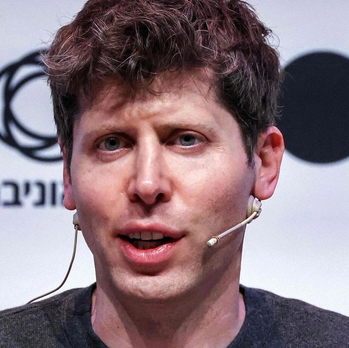 OpenAI“政变”内幕揭晓：微软如何成为最大赢家？|微软|纳德拉|AI_新浪新闻