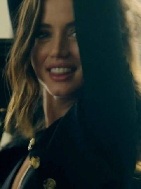 安娜·德·阿玛斯（Ana de Armas） She can fix us！|安娜·德·阿玛斯_新浪新闻