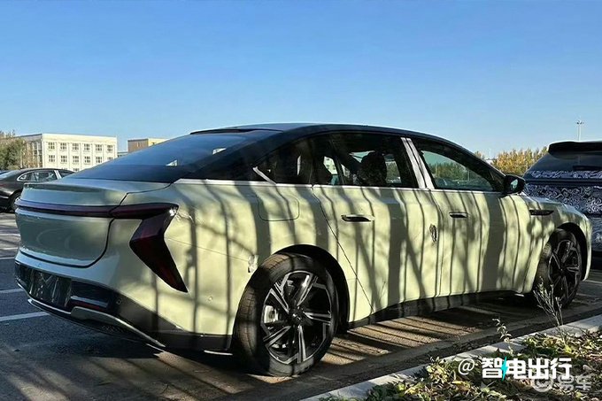 红旗8款新能源车曝光！H7/HS5纯电，统统明年上？-新浪汽车