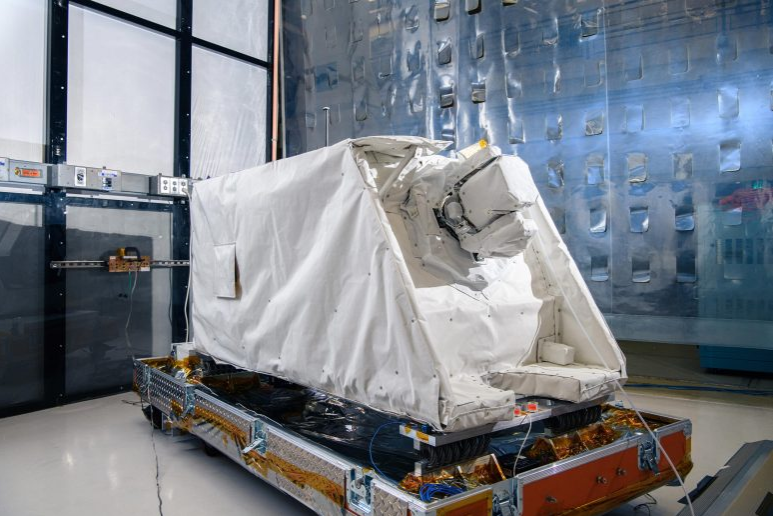 NASA在国际空间站首次完成双向激光通信 传输速率1.2Gbps|NASA|国际空间站_新浪新闻