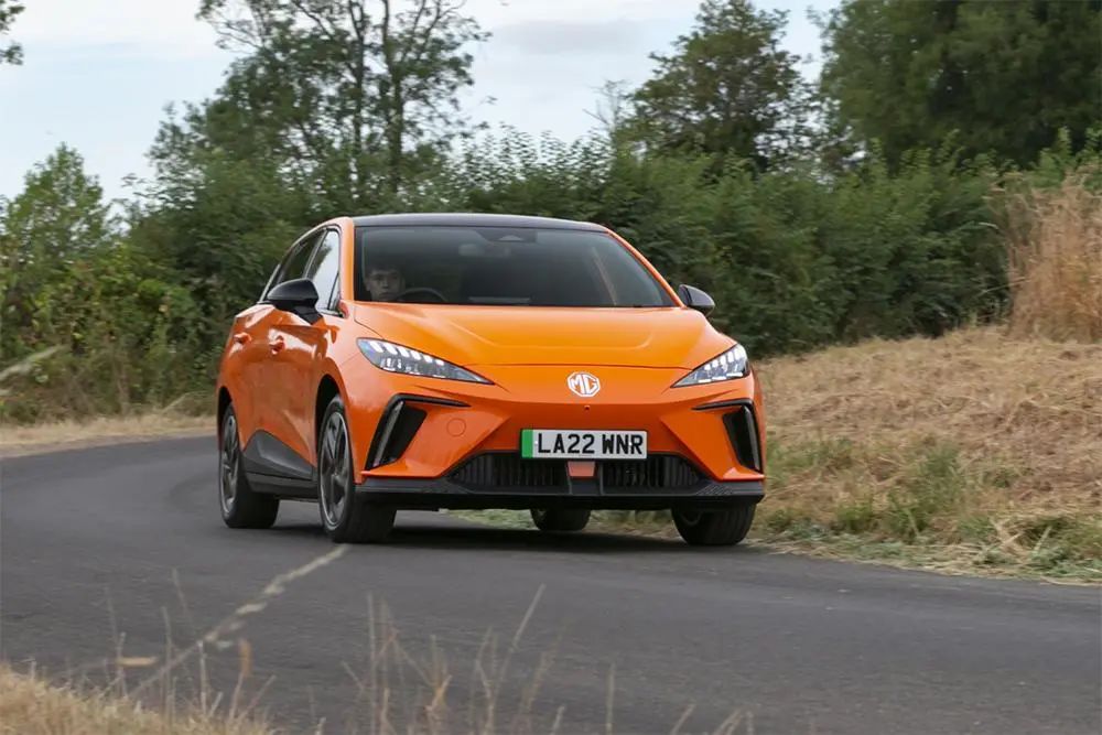 “衣锦还乡”的MG4 EV，给全球车型打了个样-新浪汽车