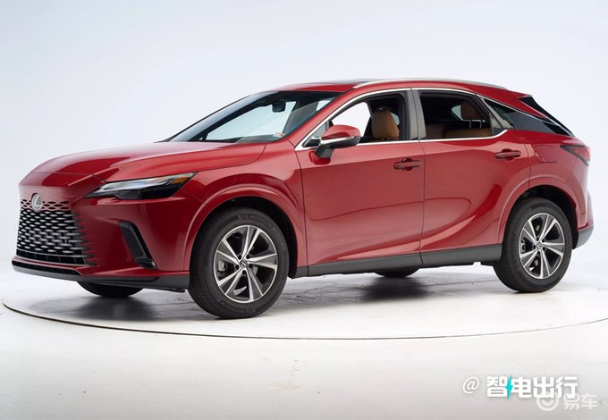 IIHS新碰撞测试出炉！多款SUV表现出色，XT6垫底-新浪汽车