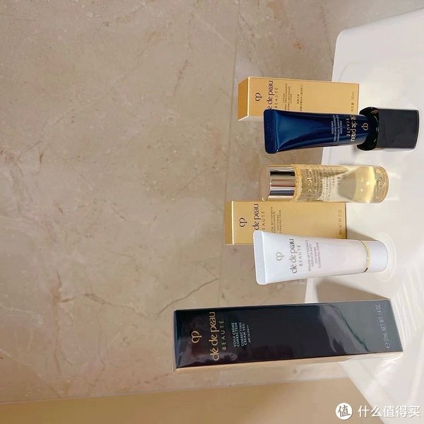 CPB隔离霜 打造完美妆容|CPB|妆容_新浪新闻