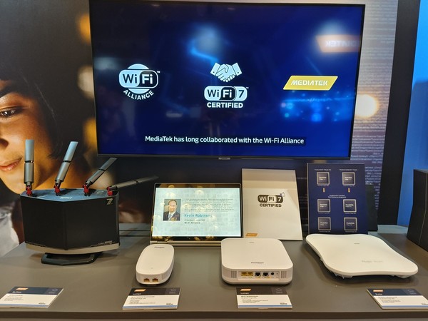 联发科拓展WiFi 7生态！首批WiFi 7认证产品亮相CES|Wi-Fi|联发科|WiFi_新浪新闻