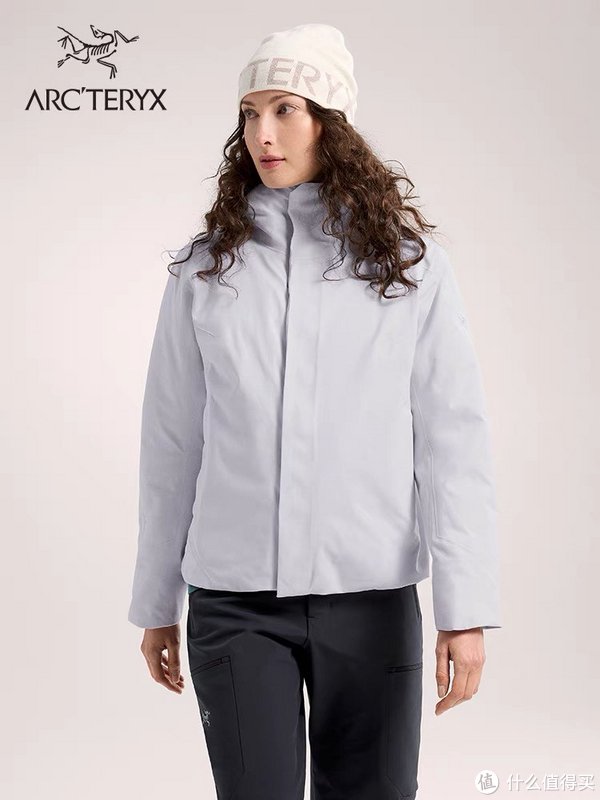 始祖鸟RUSSET DOWN JACKET W 女子羽绒夹克：户外与都市的完美融合|始祖鸟(Arc'teryx)|时尚|鹅绒|拉链|牛仔裤_新浪新闻