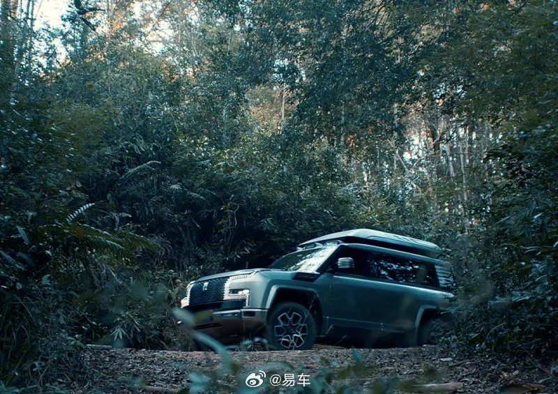 仰望U8越野玩家版官图发布 搭载车载无人机和卫星通信-新浪汽车