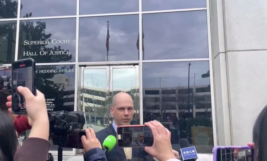 Google工程師殺妻案嫌疑人第四次缺席提審，殺人動機成謎 - 新浪香港