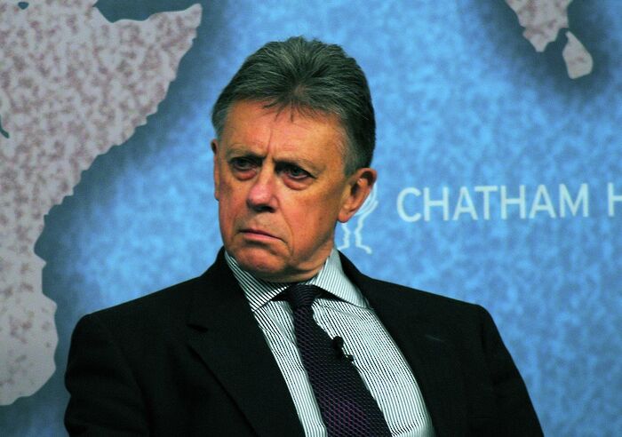 MI6前高官称英情报界无力应对中国“威胁”：普通话水平不够、历史文化知识不足|英国|情报界|中国_新浪新闻