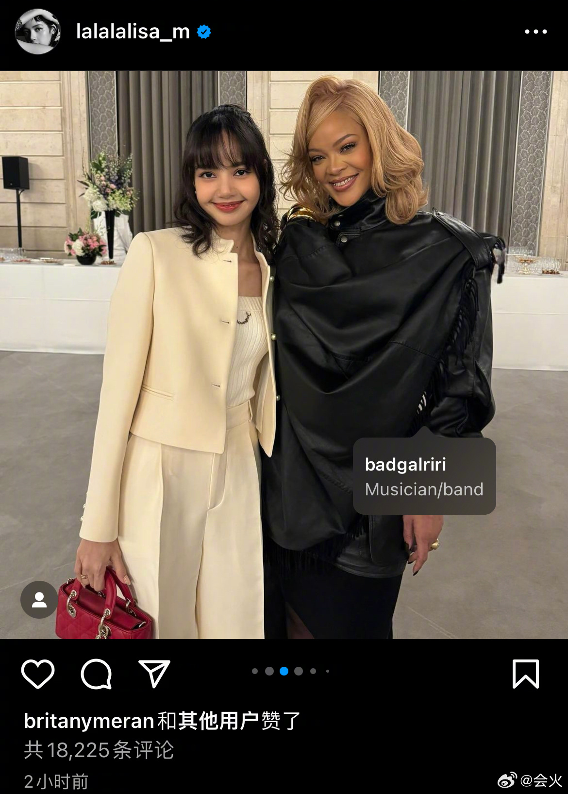 LISA个人ins更新，发布了和Rihanna的同框合照|LISA|蕾哈娜|Rihanna_新浪新闻