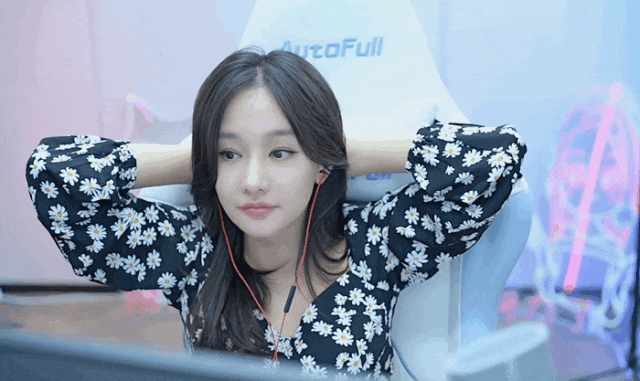 朱开+Letme无力回天！MLXG：Letme不适合当教练|RNG_新浪新闻