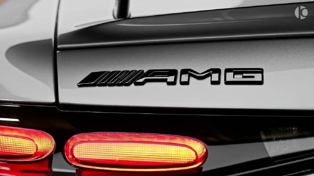 Mercedes-Benz AMG GT63 4MATIC V8发动机，585马力…|试驾评测|汽车视频|V8发动机_新浪新闻