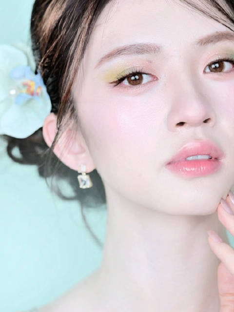 𝑴𝒊𝒏𝒕 𝑴𝒂𝒎𝒃𝒐🫧 薄荷曼波绿太适合水灵灵的妆容啦|妆容|香奈儿|Nars_新浪新闻