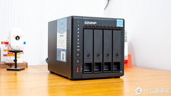 电子仓鼠也快乐：拥有32TB 西数红盘的QNAP TS-466C 高能体验|硬盘|威联通|USB_新浪新闻