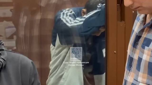 法官宣布逮捕莫斯科音乐厅恐怖袭击被告Dalerjon|法官|恐怖袭击|莫斯科_新浪新闻