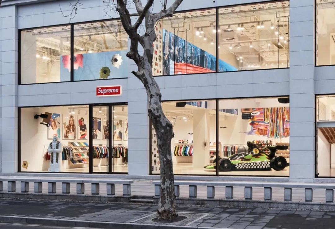 Supreme中国首店在上海开业|Supreme_新浪财经_新浪网