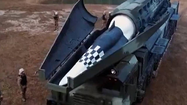 多角度展示火星-16B高超音速导弹试射_新浪新闻