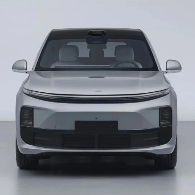 理想首款30万元以内的车型即将发布|理想汽车|牌照框架|尾部_新浪新闻