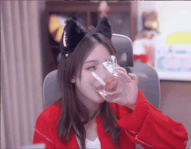 Faker第五款皮肤？红金阿狸，着实吸睛|Faker|jdg|rookie_新浪新闻