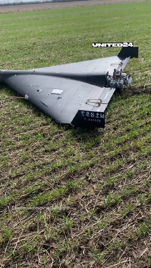 这就是伊制巡飞弹沙希德Shahed-136：“大名鼎鼎”的自杀式无人机_新浪新闻