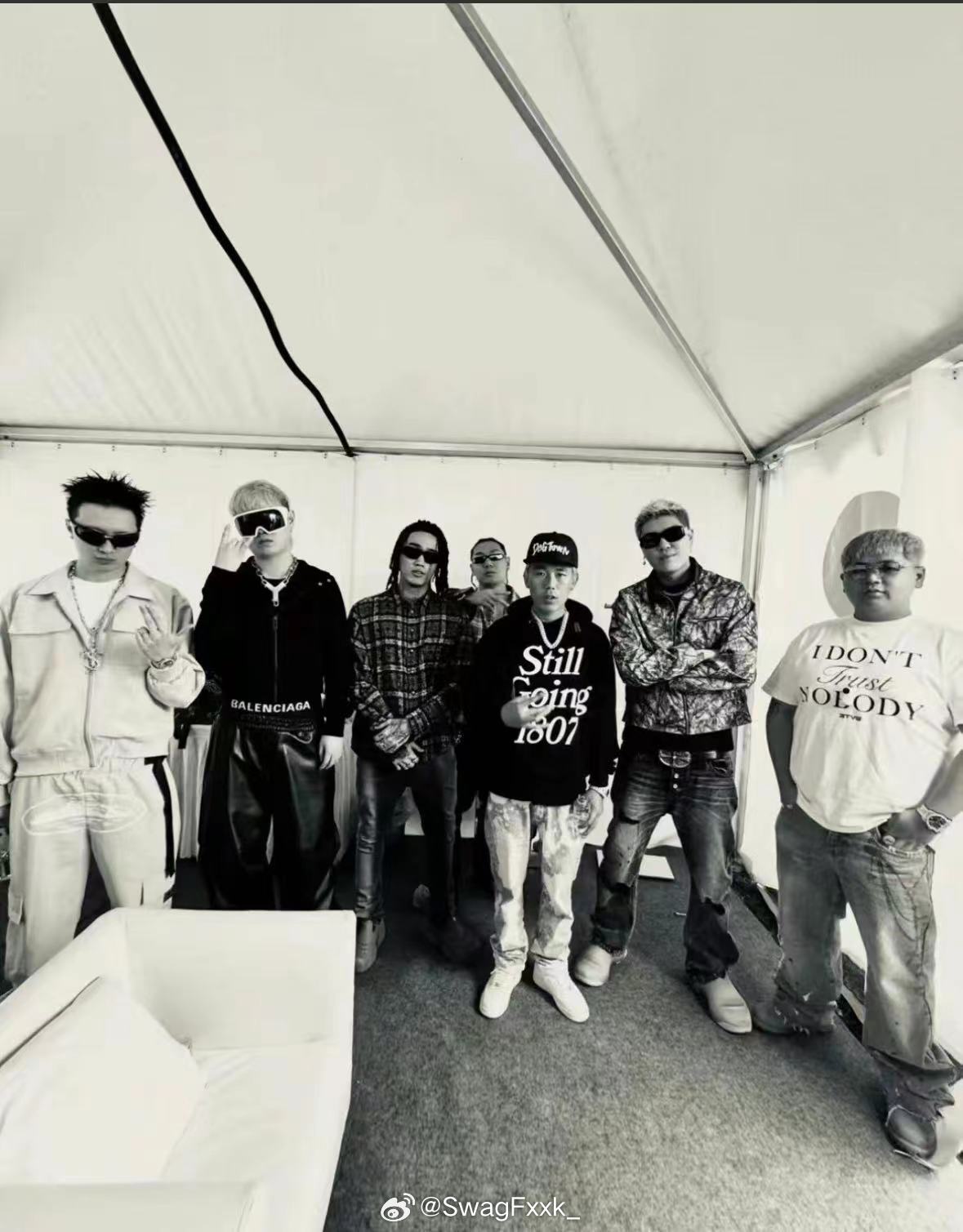 诺米晒出和Digi Ghetto的合影|诺米|合影|音乐节_新浪新闻