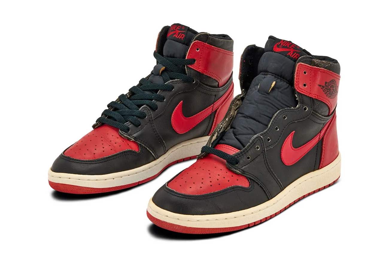 突发消息：最经典的「黑红 AJ1」要回归了！|经典|复刻|鞋型_新浪新闻