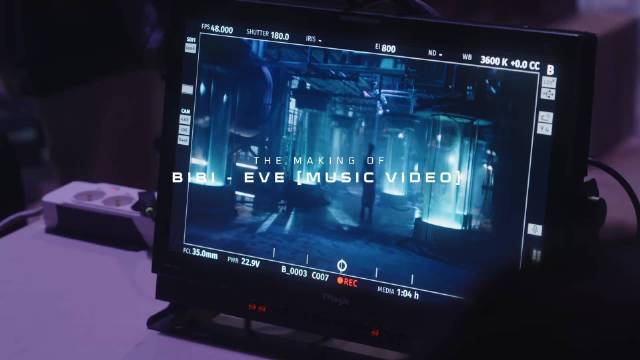 《剑星》BIBI 「EVE」MV制作幕后视频公开，本作将于4月26日独占登陆PS5平台|PS5|剑星_新浪新闻