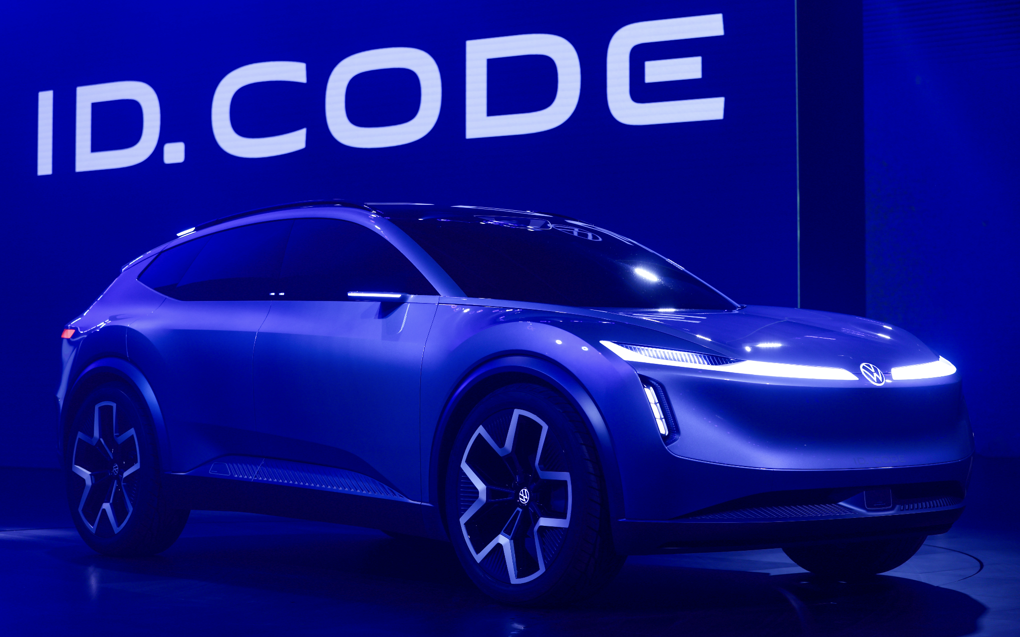 大眾集團計劃到2030年在中國市場提供至少30款純電動車型 - 新浪香港