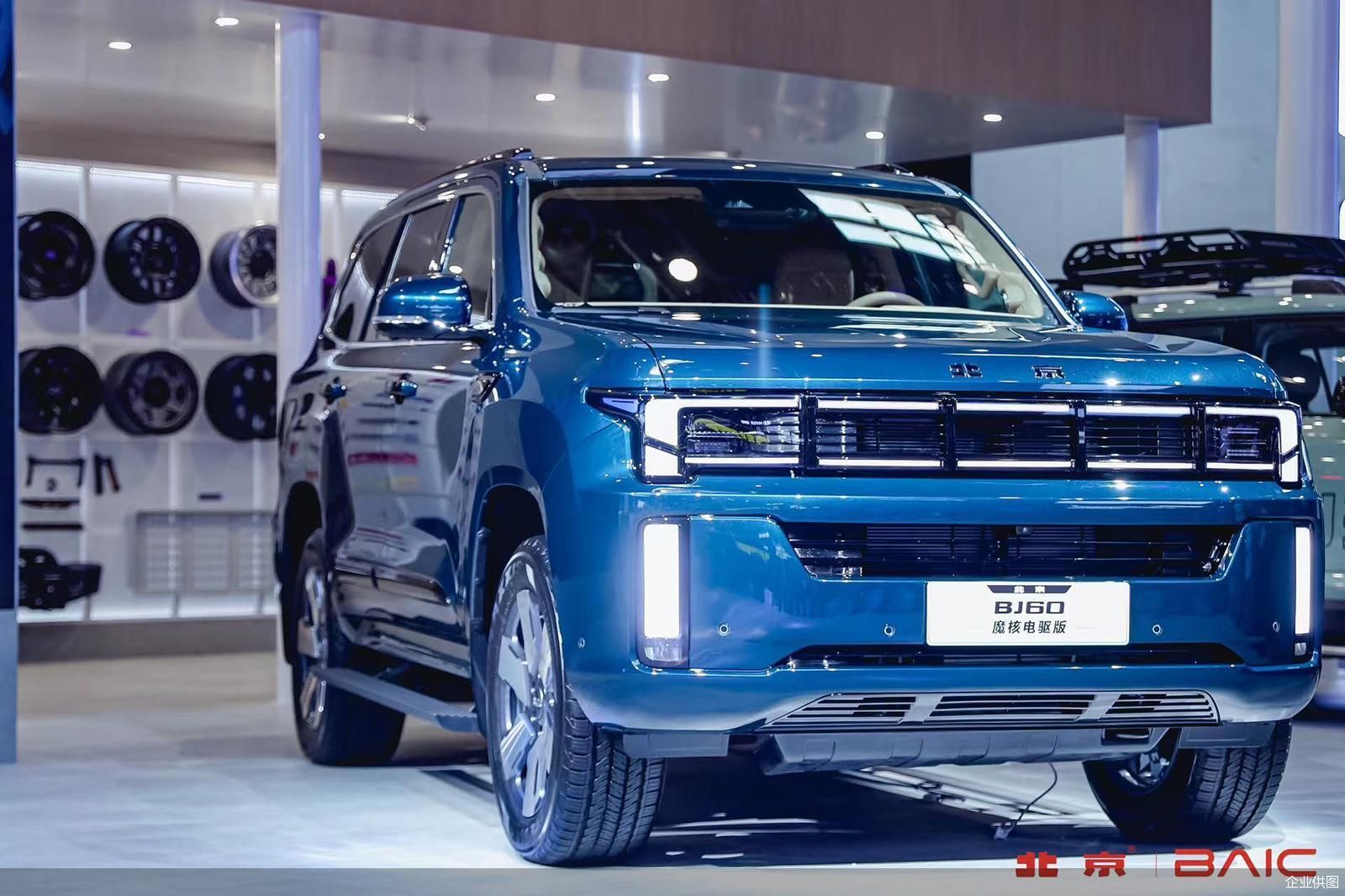 2024北京车展｜北汽BJ60、BJ40魔核电驱版亮相 BJ30魔核电驱版开启预售-新浪汽车