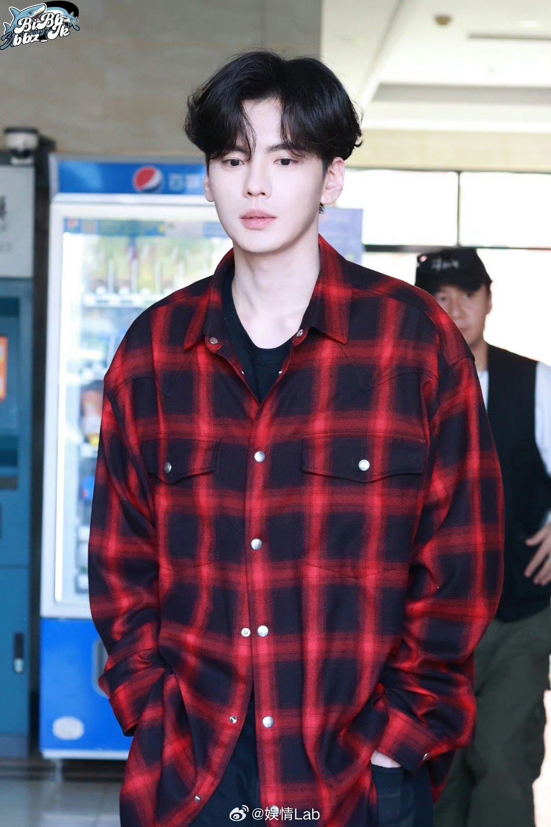 又有新剧要来啦 @Biiiii毕雯珺 最新路透进组《与晋长安》今日开机…|毕雯珺|路透|与晋长安_新浪新闻