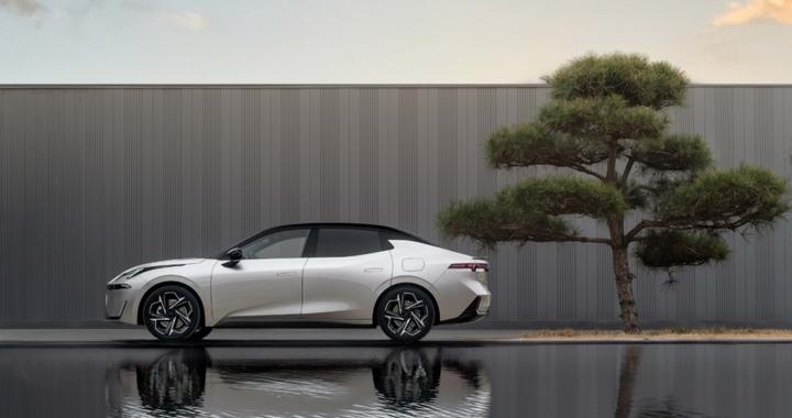 北京车展丨独家首发Co Pad，领克首款新能源中型轿车开启预售-新浪汽车